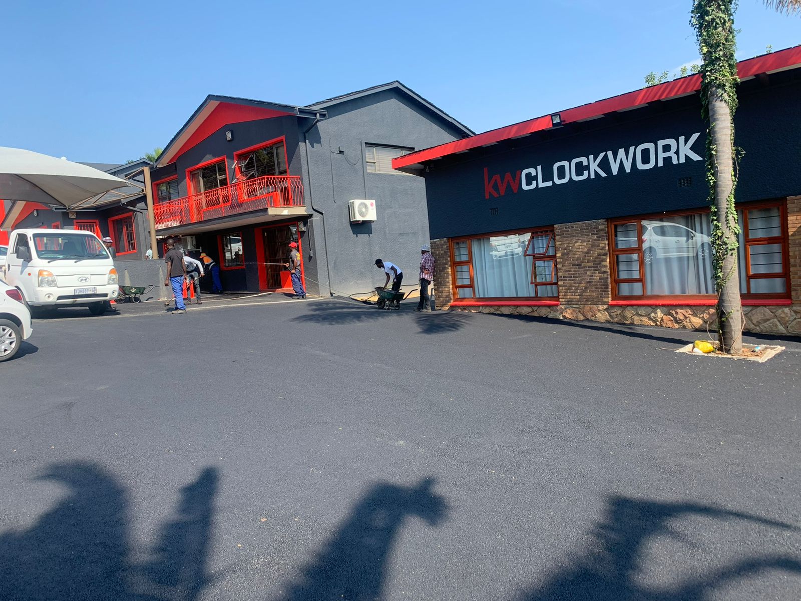 What Is Tarring and Why Is It the Best Choice for Your Driveway or Road ...