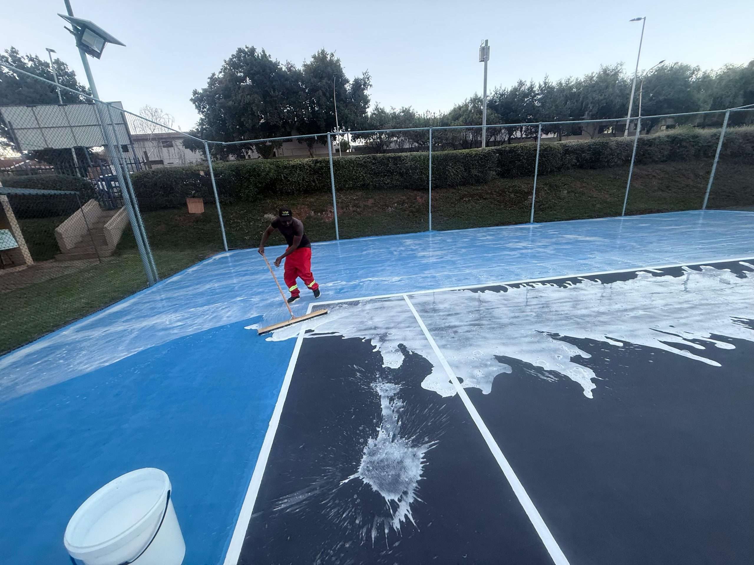 2025 Guide to Resurfacing Tennis, Netball & Basketball Courts in ...